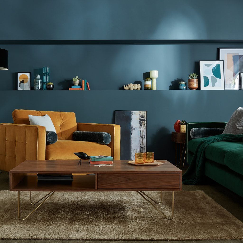 The Alluring Design of Timothy Oulton's Gyro Chandelier - CCANDP